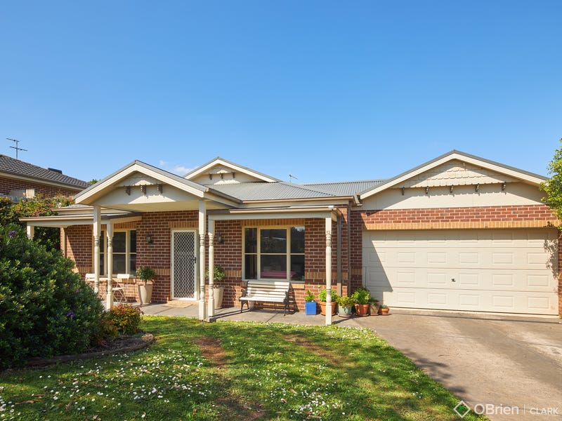 12 Todman Street, Drouin, Vic 3818 - Property Details