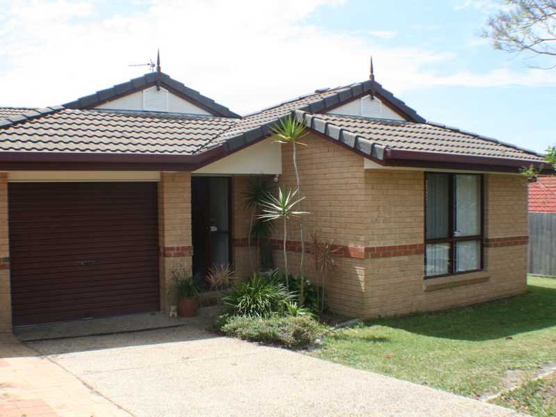 4 Willunga Place, Merrimac, Qld 4226 - Property Details