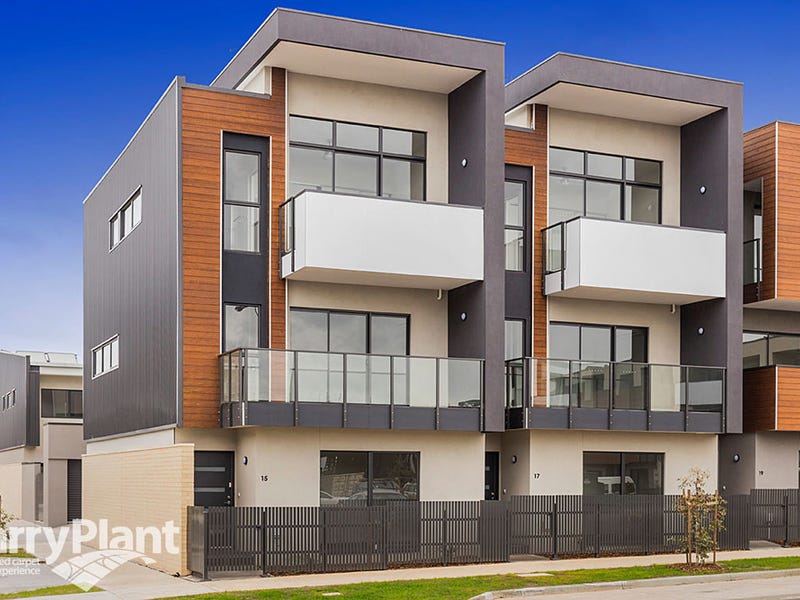 15 Tribeca Drive, Point Cook, VIC 3030 - realestate.com.au