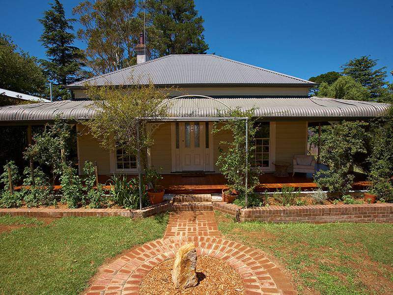 13 Warialda Street, Katoomba, NSW 2780 - Property Details
