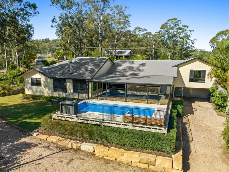 2 Clive Crescent, Withcott, Qld 4352 - Property Details