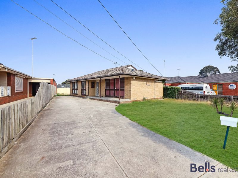 30 Grace Street, St Albans, VIC 3021 - realestate.com.au