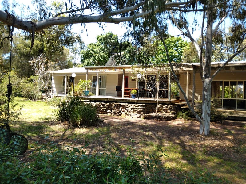 9 Sandy Creek Road, Barjarg, VIC 3723 - realestate.com.au