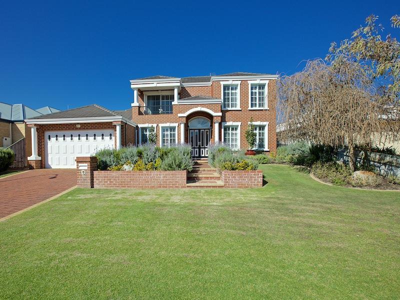 81 Broadbeach Boulevard, Hillarys, WA 6025 - Property Details