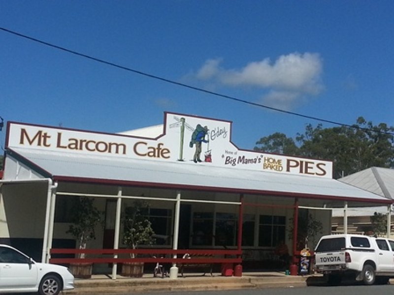 33 Raglan Street, Mount Larcom, QLD 4695 - realestate.com.au