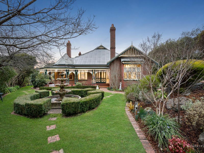 345 Flat Rock Road, Hurstbridge, Vic 3099 - Property Details