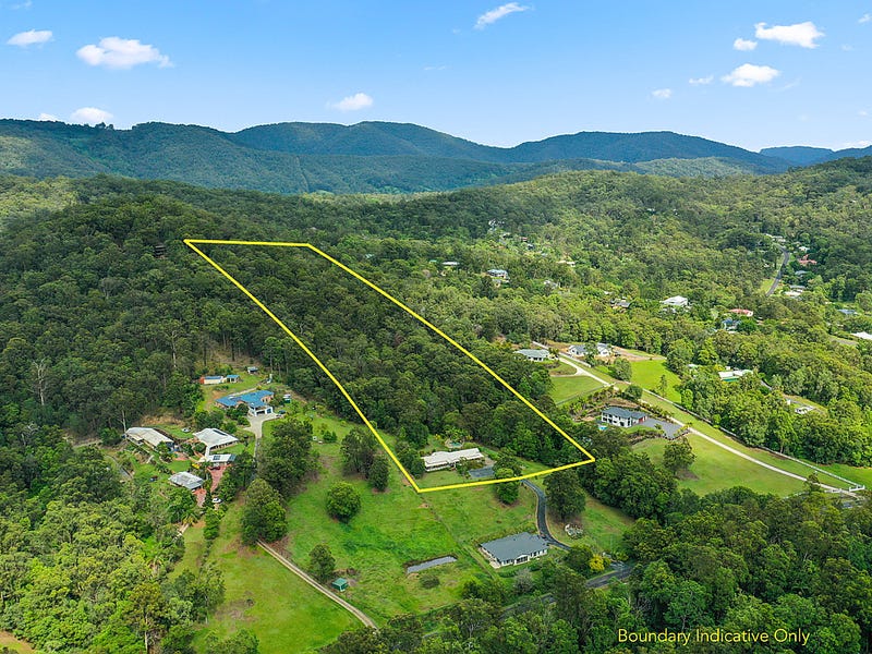 2/595 Bonogin Road, Bonogin, Qld 4213 - Property Details