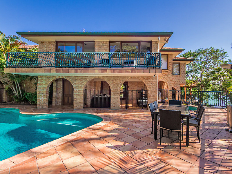 14 Nootka Court, Broadbeach Waters, QLD 4218 - realestate.com.au