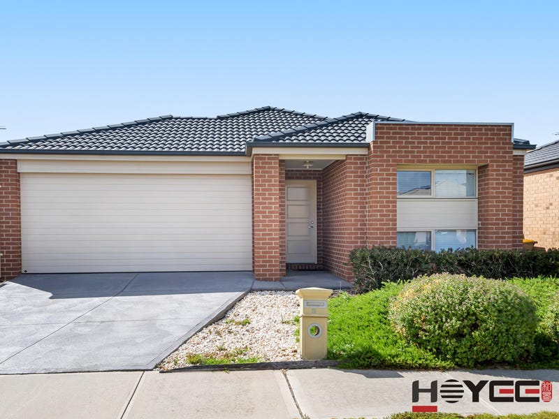 11 Tackle Drive, Point Cook, VIC 3030 - realestate.com.au