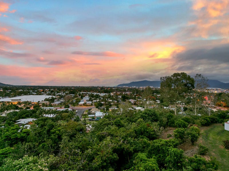 35/8-14 Munro Terrace, Mooroobool, Qld 4870 - Property Details