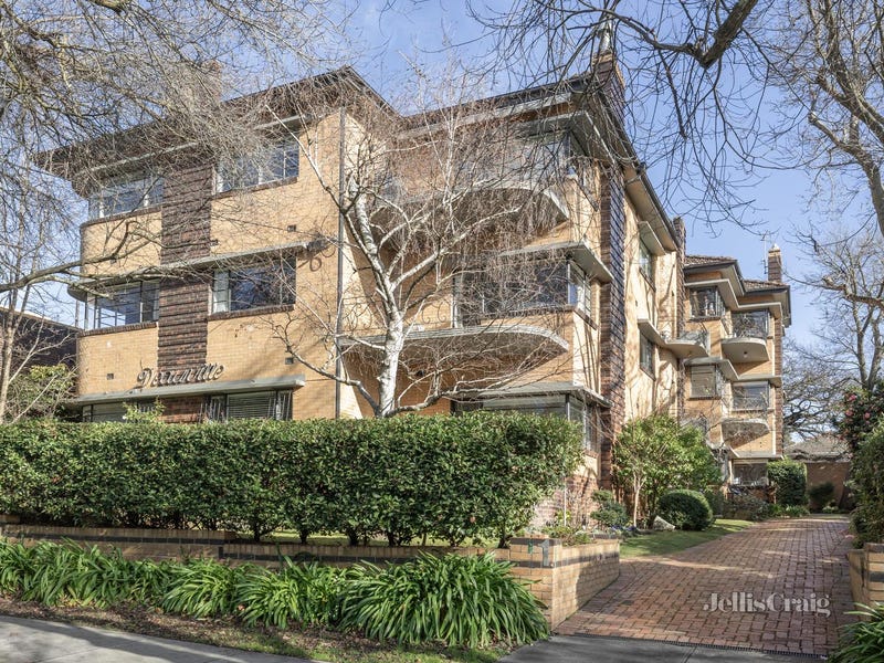2/1 Lansell Road, Toorak, Vic 3142 - Property Details