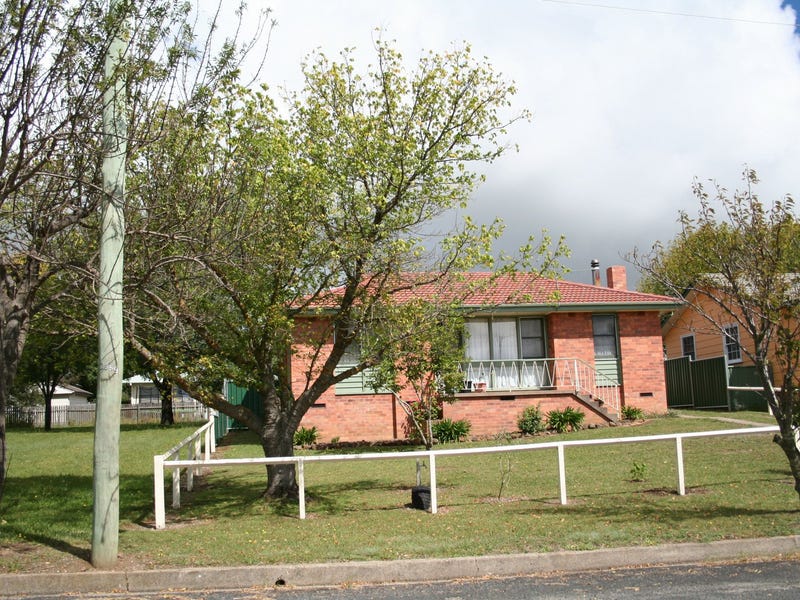 9 Robinson Avenue, Glen Innes, NSW 2370 - realestate.com.au