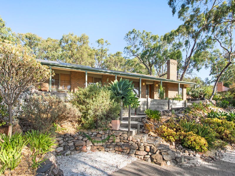 35 Grevillea Way, Blackwood, SA 5051 - Property Details