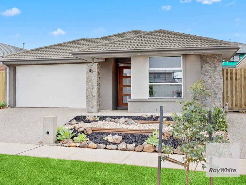 40 Waterfern Street, Fraser Rise, VIC 3336 - realestate.com.au