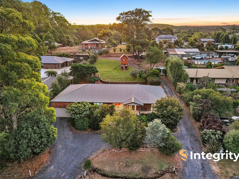 3 Keith Street, Kinglake, Vic 3763 - Property Details