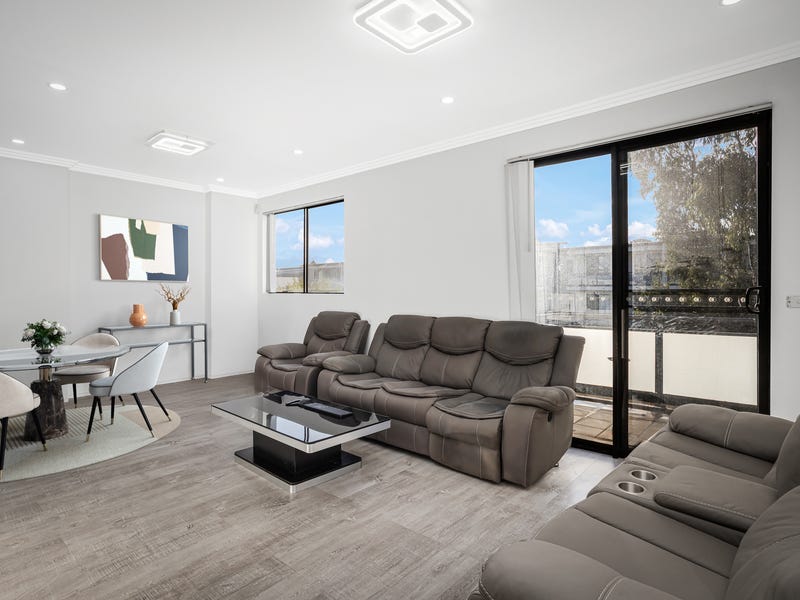 31/37-43 Balmoral Road, Northmead, NSW 2152 - Property Details