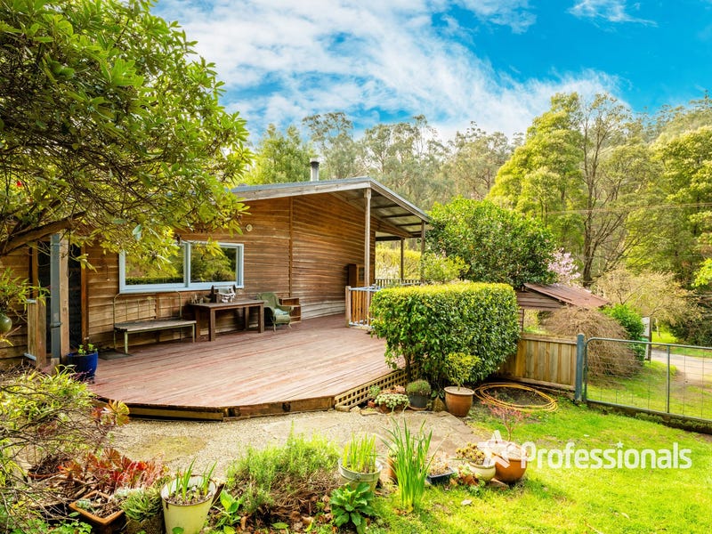 10 Lloyds Road, Powelltown, Vic 3797 - Property Details
