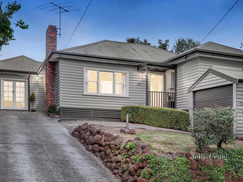 13 Glen Road, Mitcham, Vic 3132 - Property Details