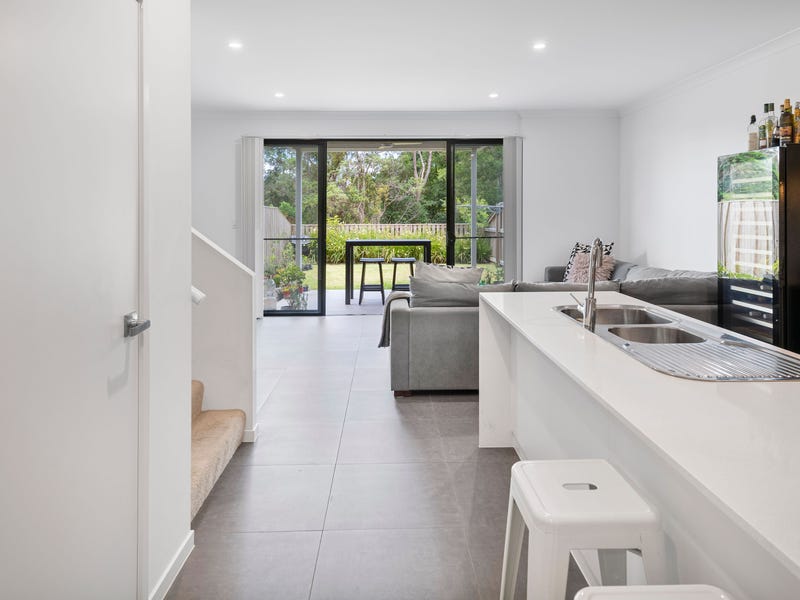 21/28 Bonogin Road, Mudgeeraba, Qld 4213 - Property Details