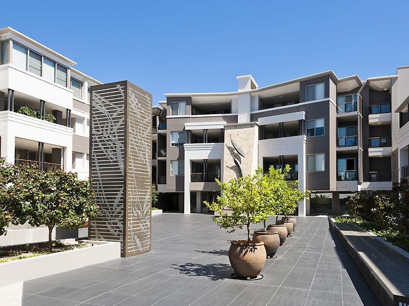 211/40 St Quentin Avenue, Claremont, WA 6010 - Property Details