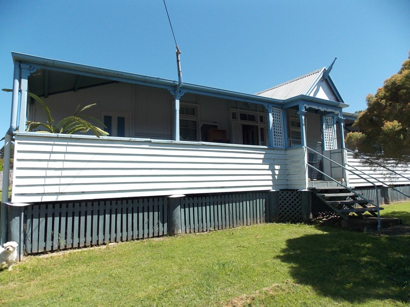 15 Fitzroy Street, Nanango, Qld 4615 - Property Details