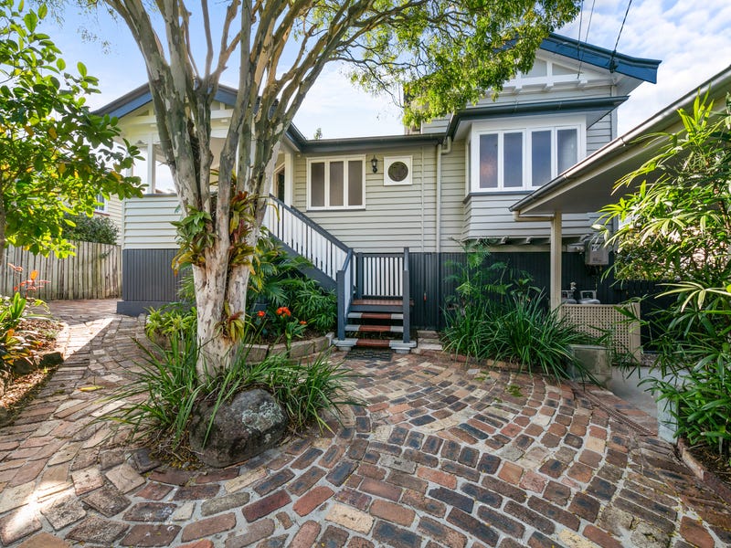 29 Fletcher Parade, Bardon, Qld 4065 - Property Details