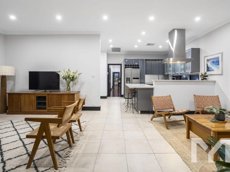 4 Berkeley Crescent, Floreat, WA 6014 - Property Details