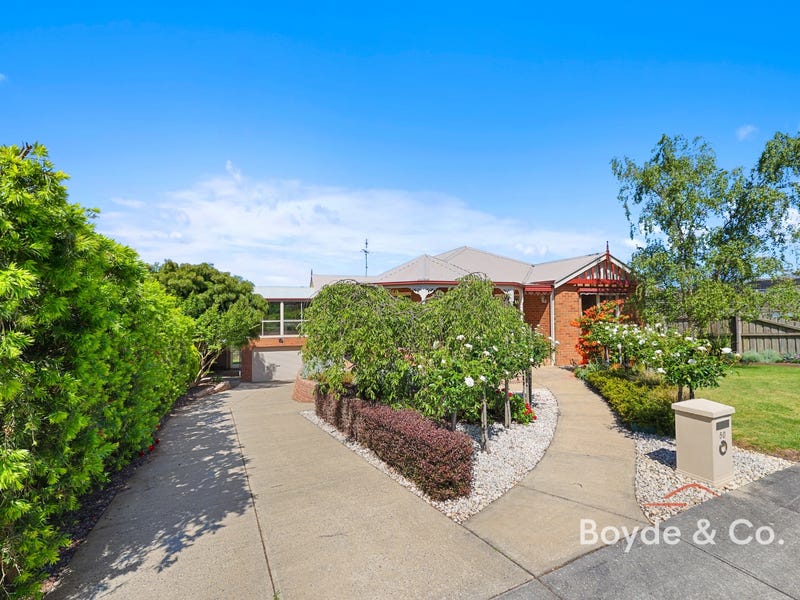 50 Outlook Drive, Drouin, Vic 3818 - Property Details