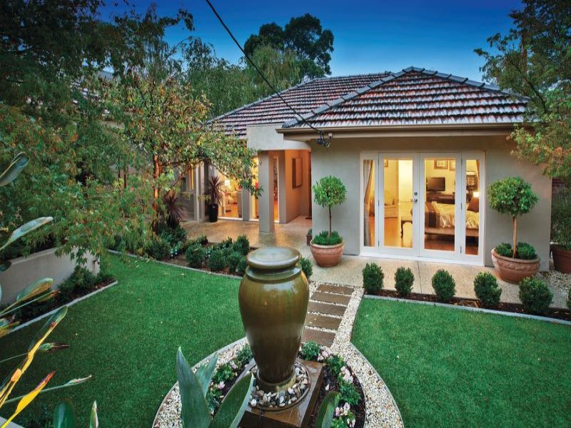 17 Spruzen Avenue, Kew East, VIC 3102 - realestate.com.au