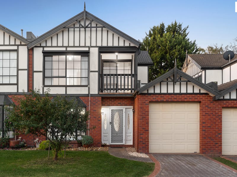 4/40-44 Warrawong Drive, Berwick, Vic 3806 - Property Details