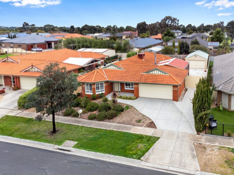 16 Arwon Street, Kurunjang, Vic 3337 - Property Details