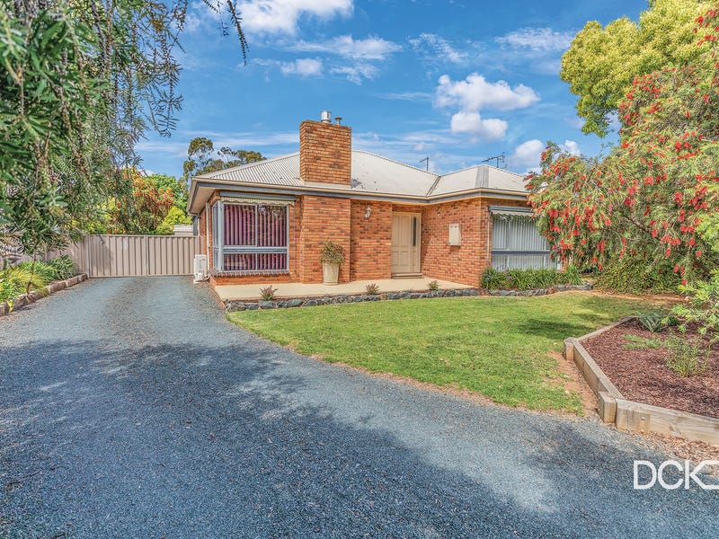 65 Lowry Street, Rochester, Vic 3561 - Property Details