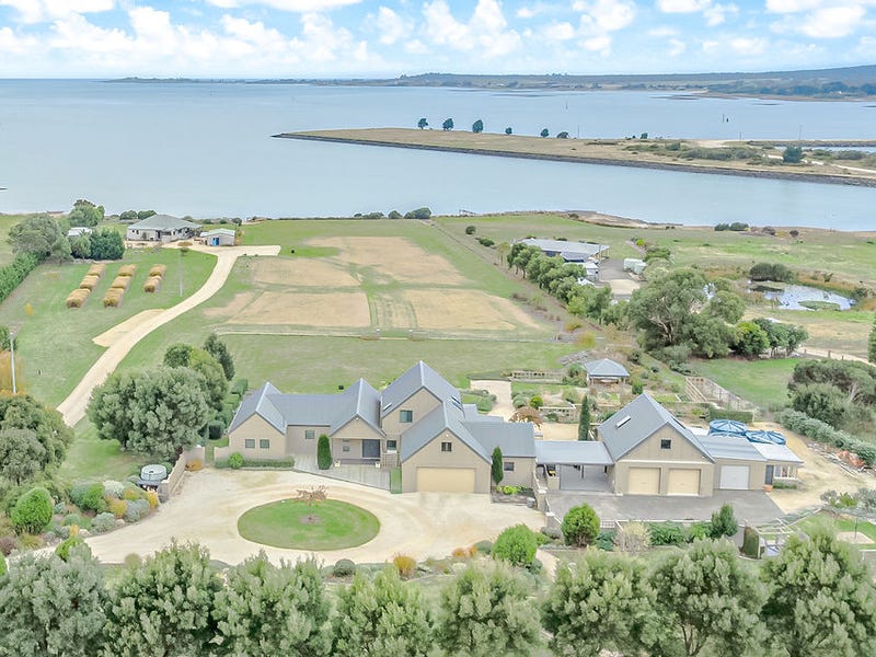 3 Bedroom Villas for Sale in Australia - realestate.com.au