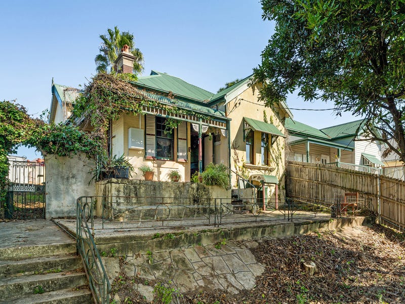 8 Cook Street, Turrella, NSW 2205 - Property Details