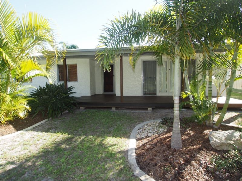 37 Burrum Heads Road, Burrum Heads, QLD 4659 - realestate.com.au