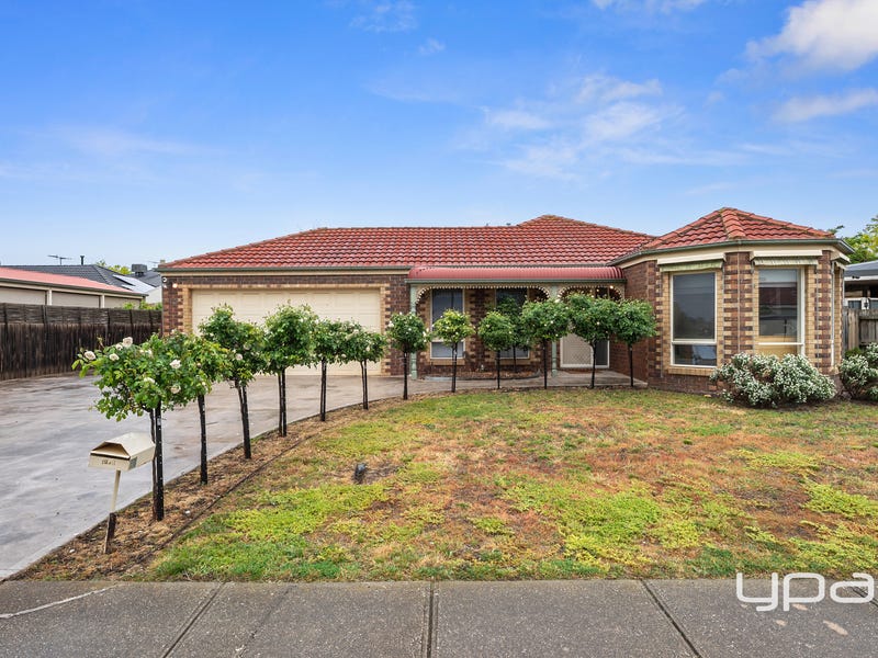 13 Brookfield Avenue, Brookfield, Vic 3338 - Property Details