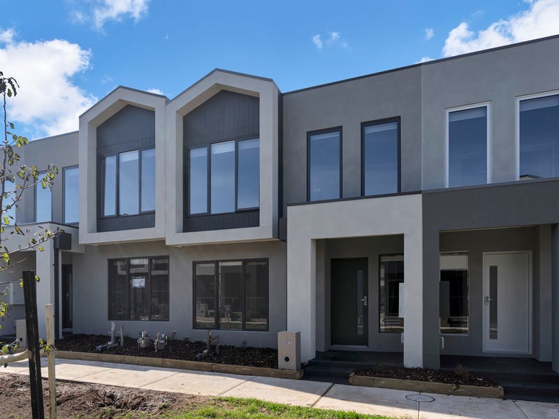 11 Rodway Walk, Tarneit, VIC 3029 - realestate.com.au