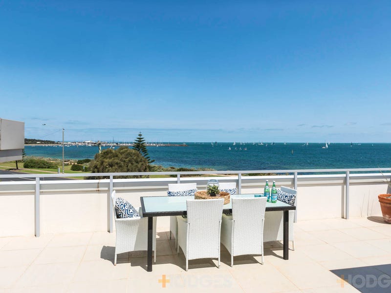 69/15 Beach Road, Hampton, Vic 3188 - Property Details