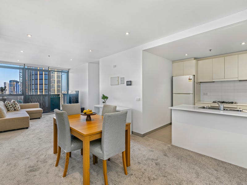 2004/109 Clarendon Street, Southbank, Vic 3006 - Property Details