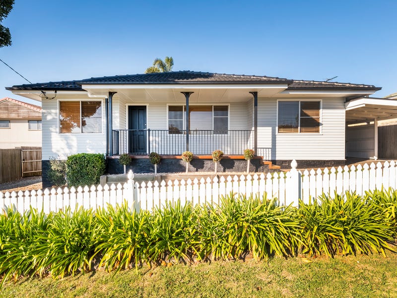 4 Mcnamara Street, Centenary Heights, QLD 4350 - realestate.com.au