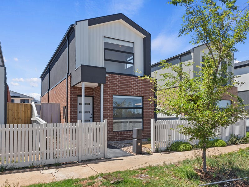 24 Primrose Avenue, Rockbank, VIC 3335 - realestate.com.au