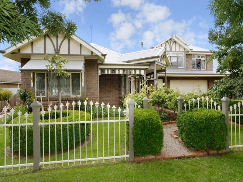 6 The Broadway, Moriac, Vic 3240 - Property Details