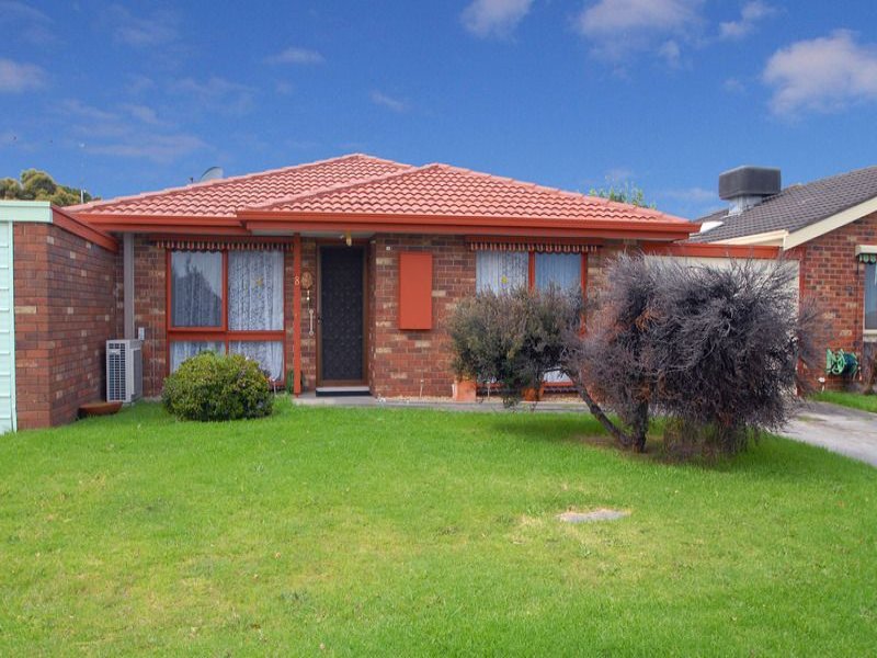 8 Village Cres, Chelsea, VIC 3196 - realestate.com.au