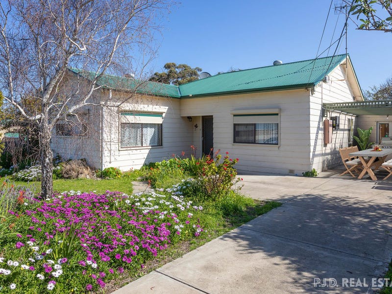 11 Sinclair Street, Hayborough, SA 5211 - Property Details