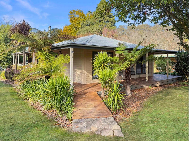 12 Nash Street, Jamieson, Vic 3723 - Property Details