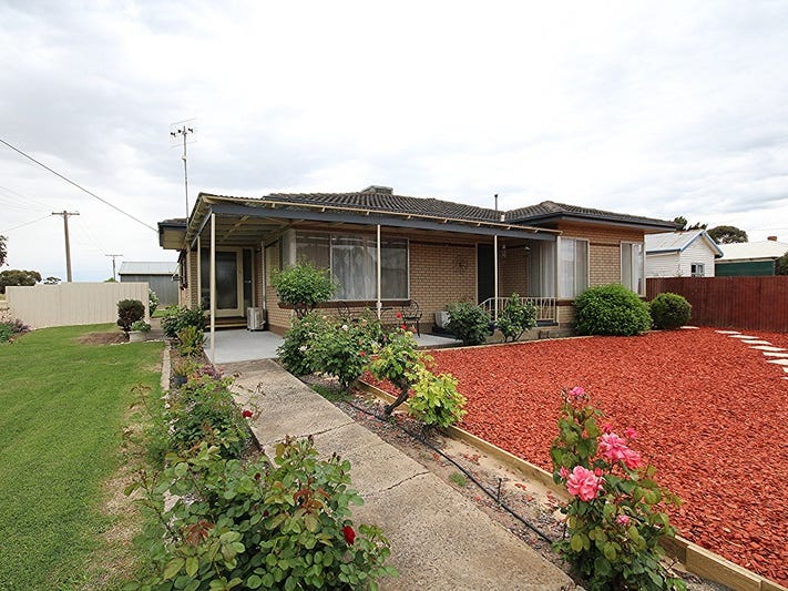18 Park Street, Nhill, Vic 3418 - Property Details