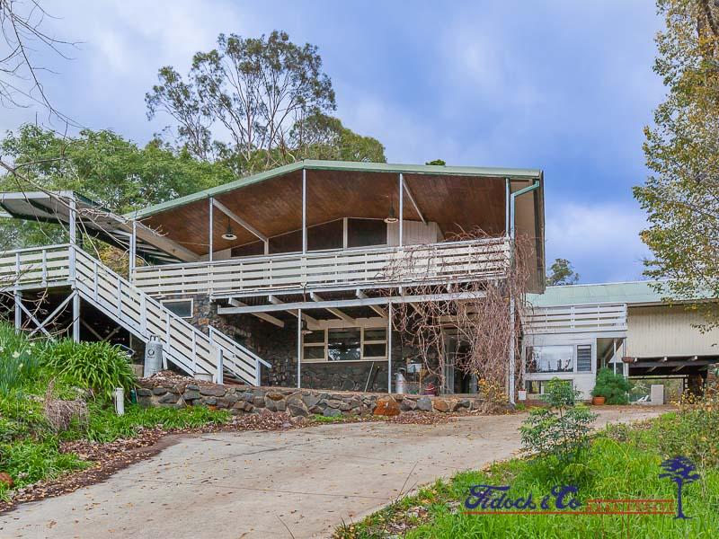 33 Armenti Road, Roleystone, WA 6111 - Property Details