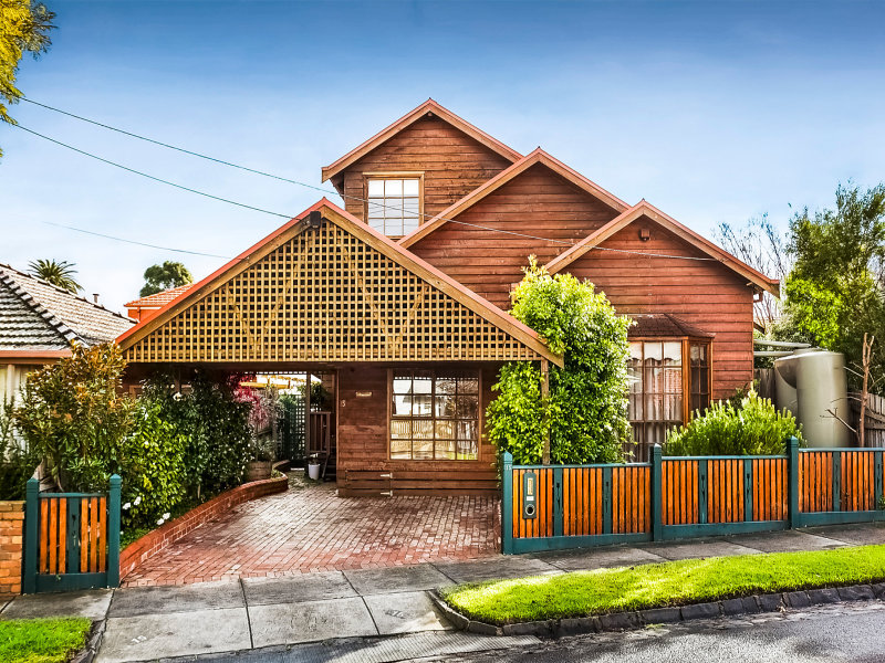 15 Collins Street, Essendon, Vic 3040 - Property Details