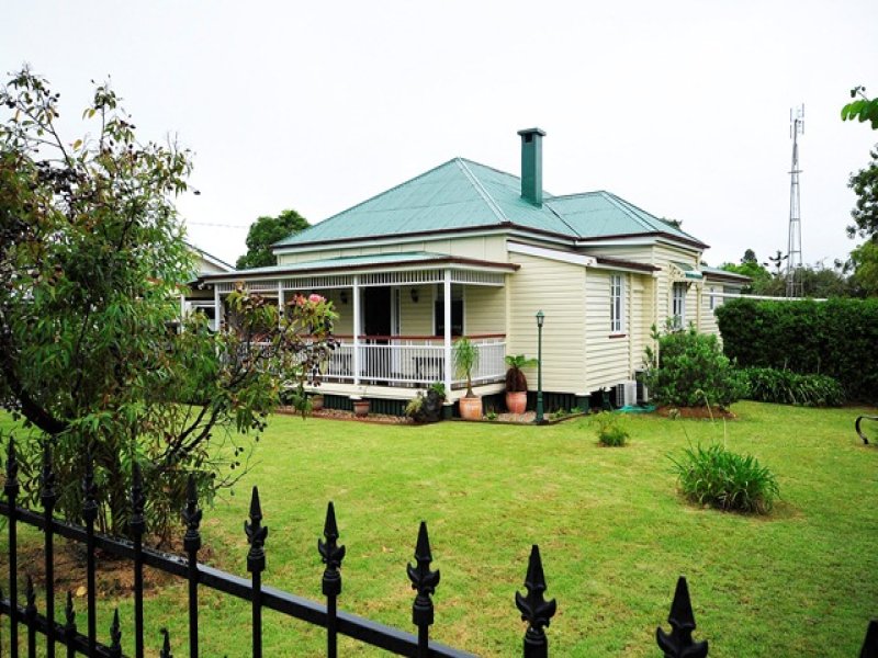 203 Russell Street, Newtown, Qld 4350 - Property Details