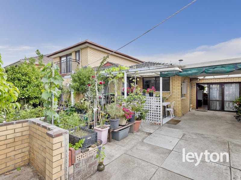 2/12 Kelvin Grove, Springvale, Vic 3171 - Property Details